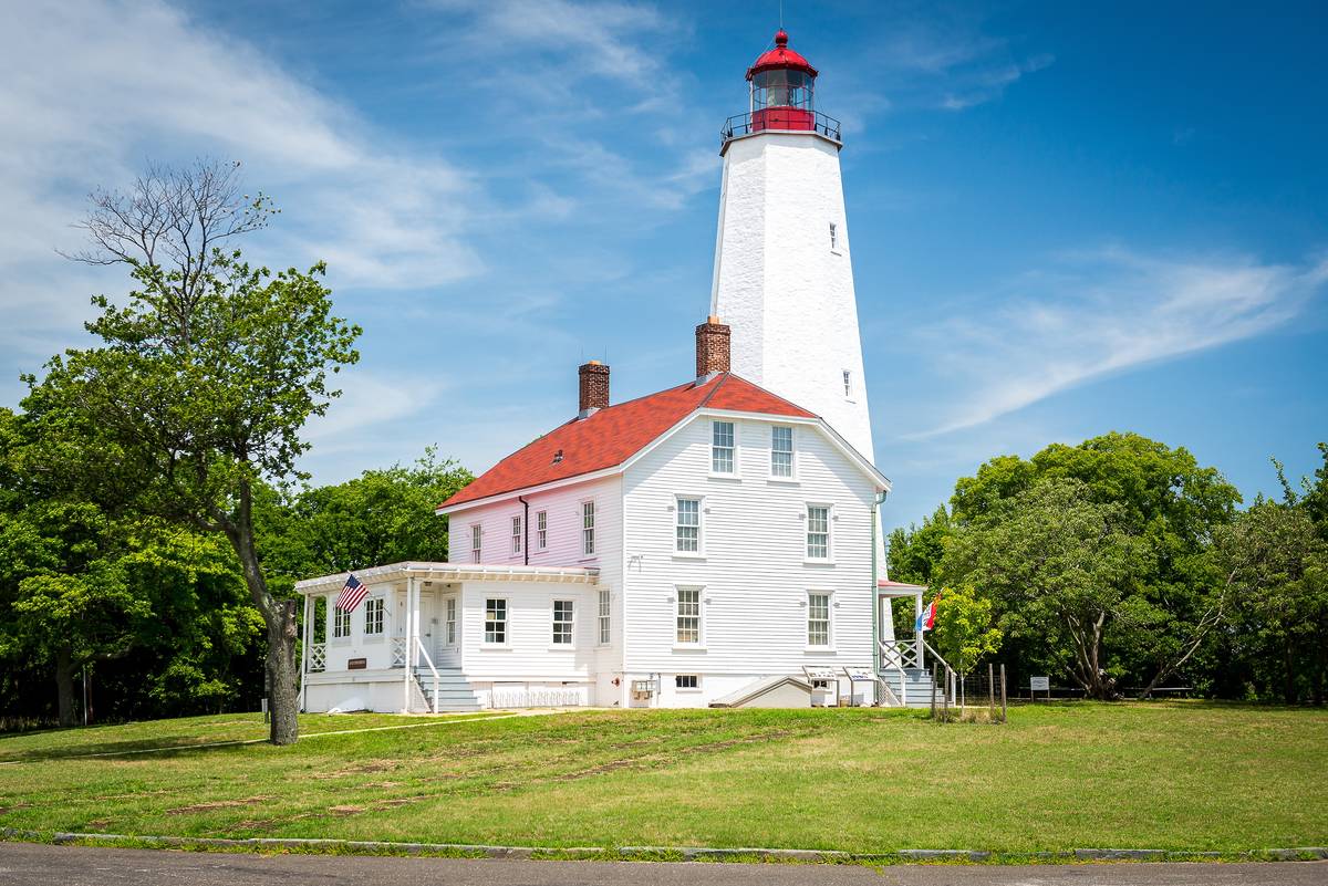 10 Stunning Lighthouses Just A Short Drive From NYC