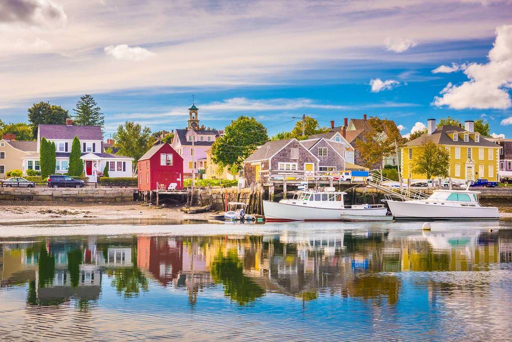 15 Stunning Coastal Towns In New England (2025)