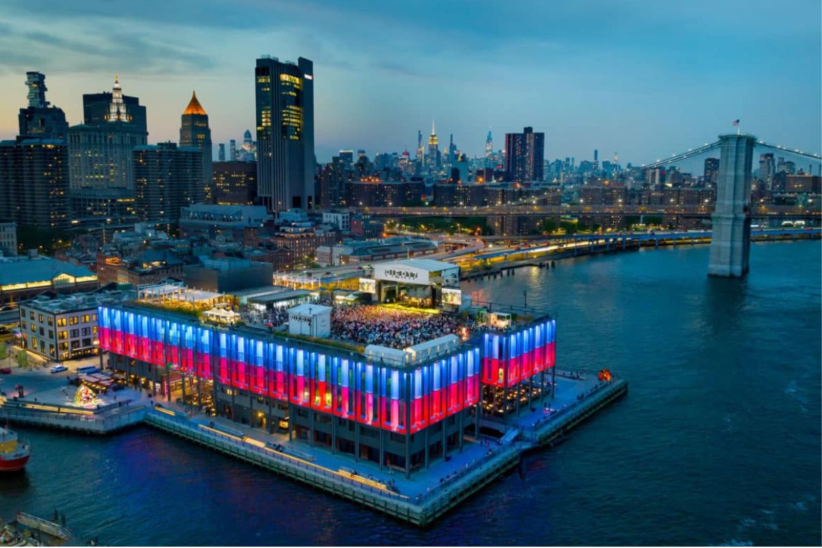 Pier 17: Explore NYC’s Top Waterfront Destination With This Guide