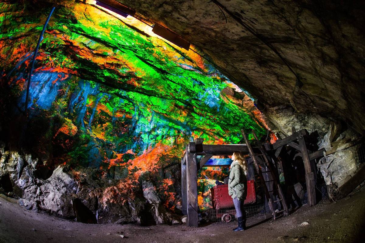 7 Jaw-Dropping Caverns & Caves You Won't Believe Are Near NYC
