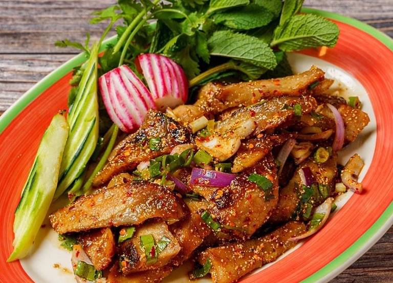6 Tantalizing Places To Eat In NYC's Little Thailand, Queens