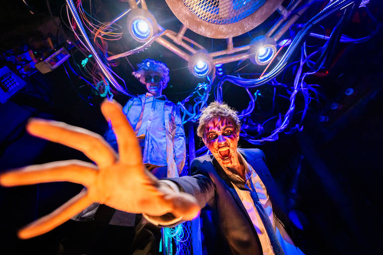 6 Best Haunted Houses In NYC For A Scary Night