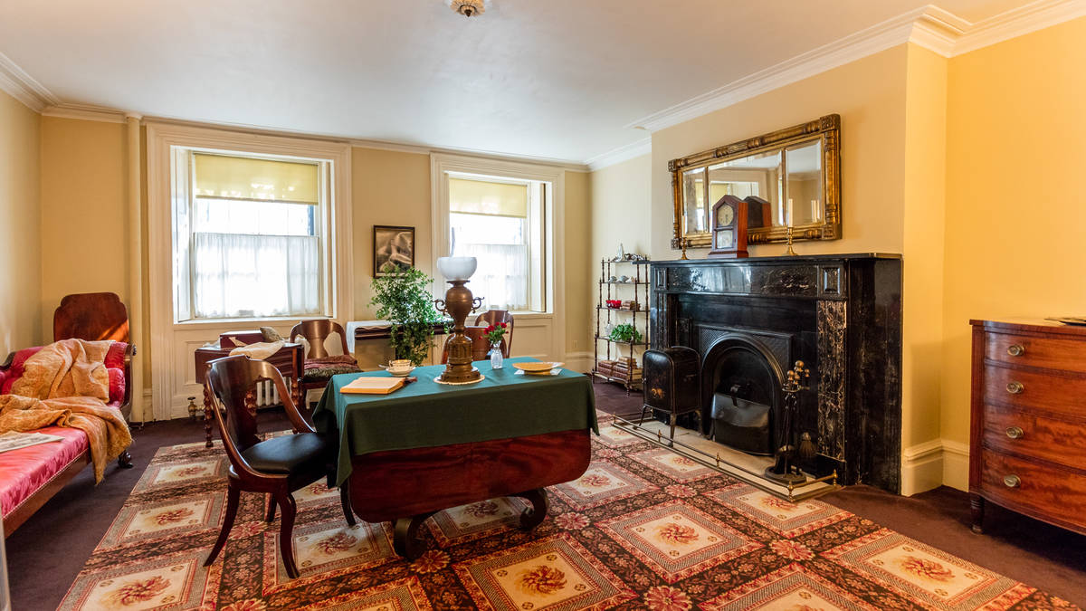 Merchant's House Museum Is Hosting Ghost Tours This Halloween
