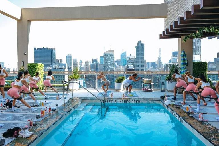 The Most Stunning Rooftop Pools in NYC Right Now — And Where to Swim ...