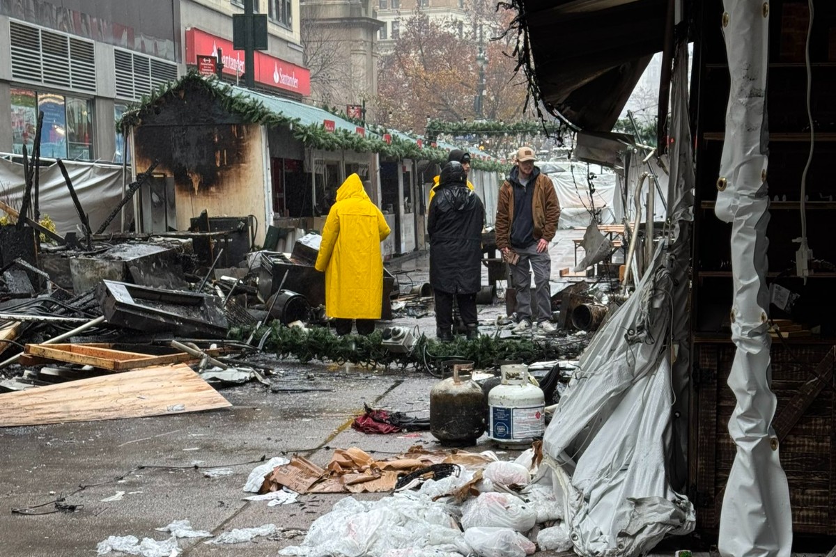 Un incendie s'est déclaré au tout premier marché de vacances de Herald ...