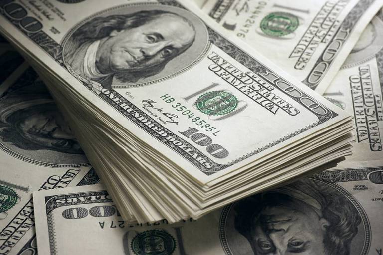 New Yorkers are receiving unexpected $5,000 checks—no application needed