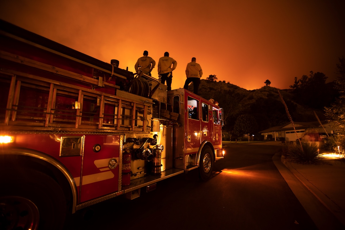 Cómo ayudar a las víctimas de los incendios en Los Ángeles
