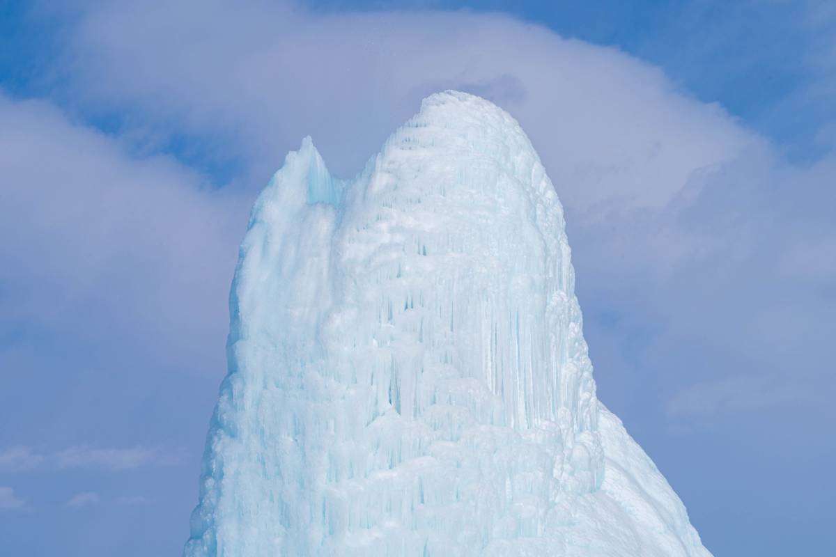 Glistening 25+ Foot Tall Ice Volcanoes Are Currently Erupting In Upstate NY
