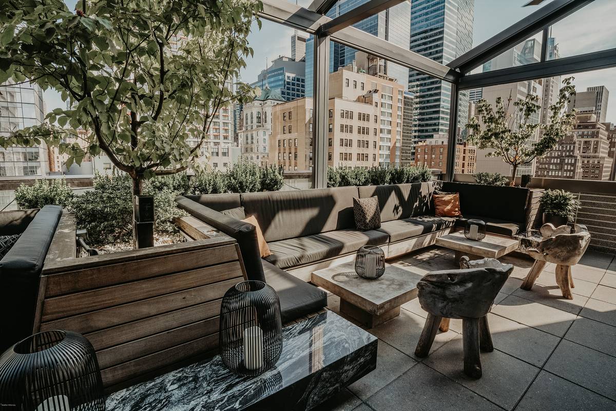 10 Must-Visit Bars In NYC According To Our Secret Club Members