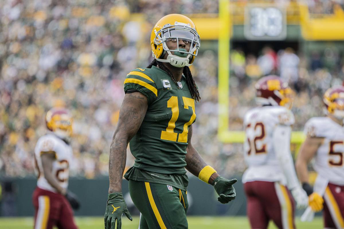 NY Jets Free Up Nearly $30 Million By Cutting WR Davante Adams