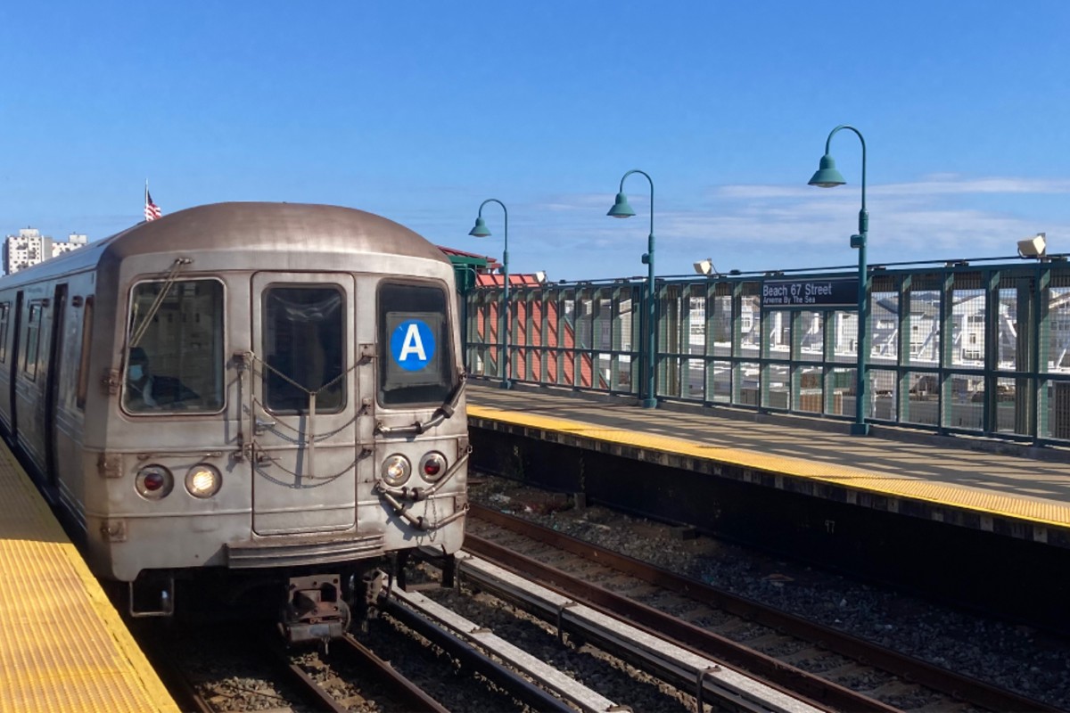 Your Smartphone May Put An End To Annoying MTA Delays