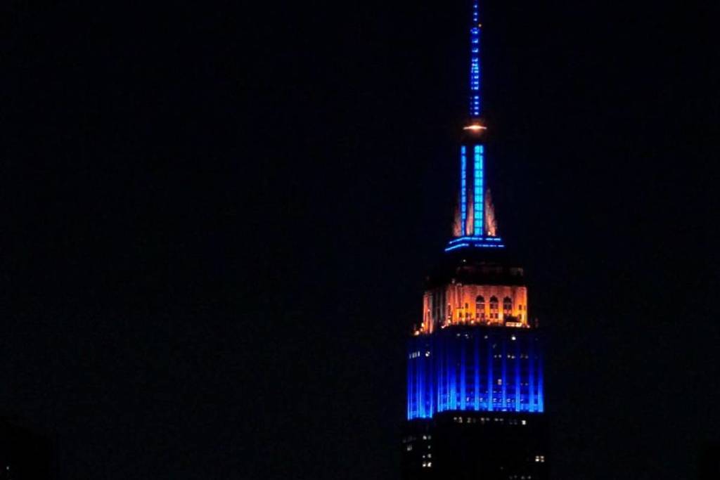 The ESB Will Glow Blue & Orange For The Mets' Home Opener