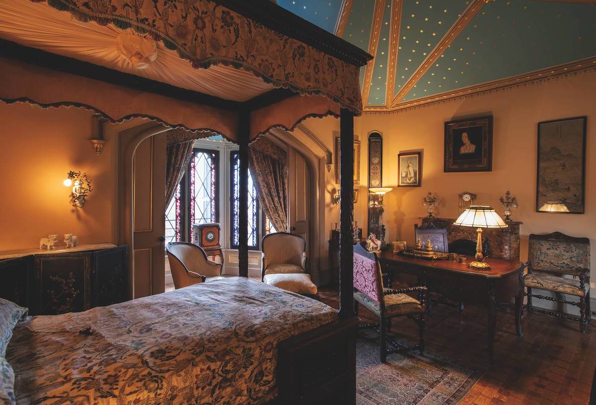 Lyndhurst Mansion: A Sprawling Gothic Mansion In Tarrytown, NY