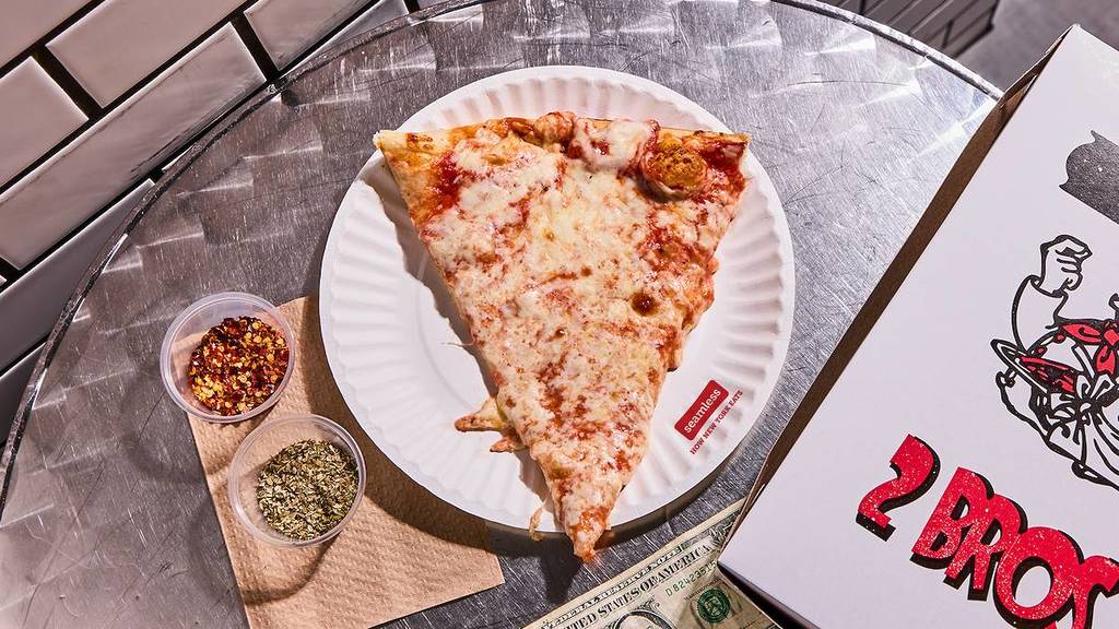Seamless Is Bringing Back The $1 Cheese Slice At These Pizzerias