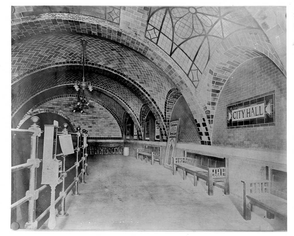 Dit 80 jaar oude verlaten metrostation is maar één maand te bezichtigen ...