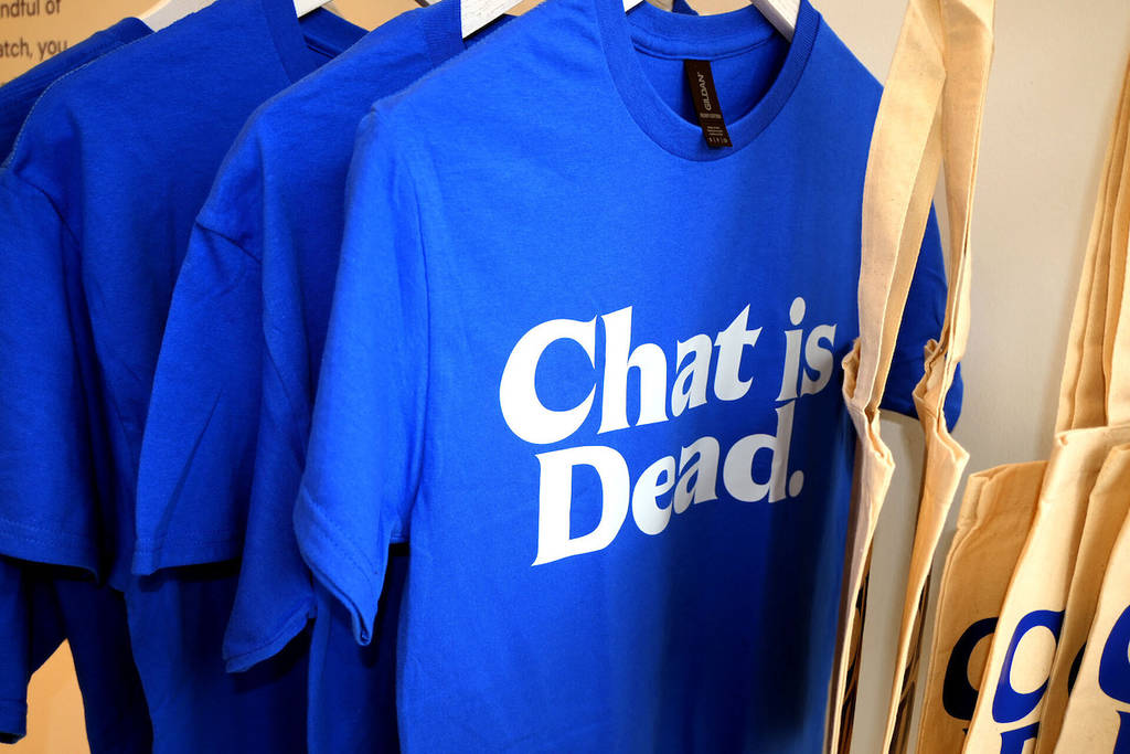 The Museum Of Dead Chat Is A Gallery Of Dating App Messages