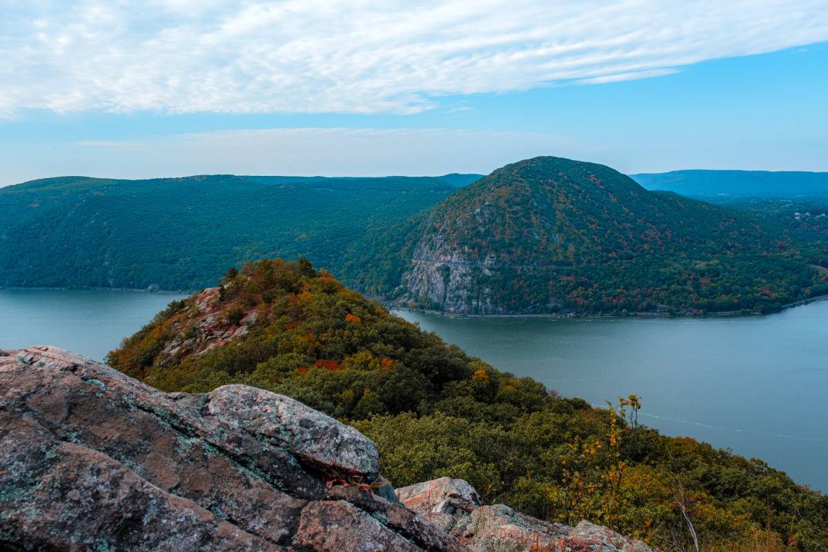 Breakneck Ridge Offers Jaw Dropping Hudson River Views