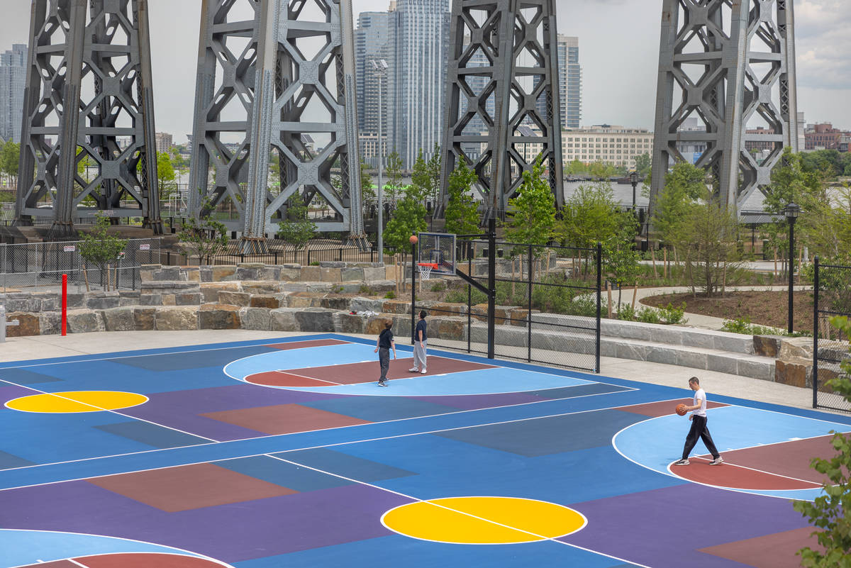 Get A First Look At This NYC Park That Just Reopened After 4 Years ...