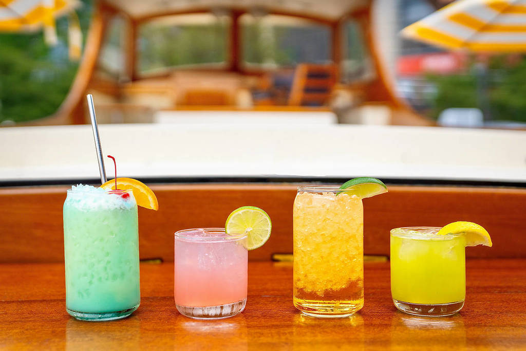 Sailor's Choice Is NYC's Newest Seafood Shack In Hudson Yards