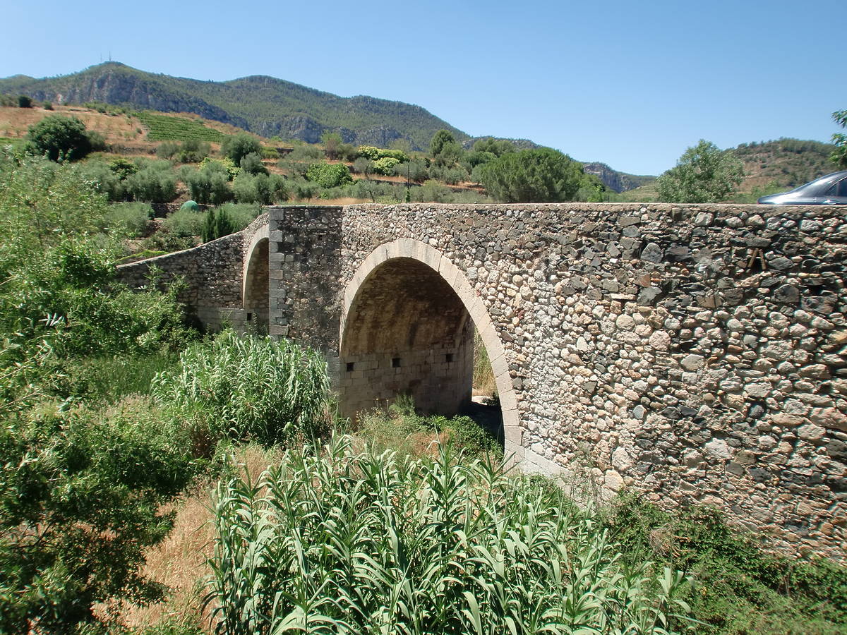 Ce village espagnol vieux de 800 ans est surnommé le "New York rural ...
