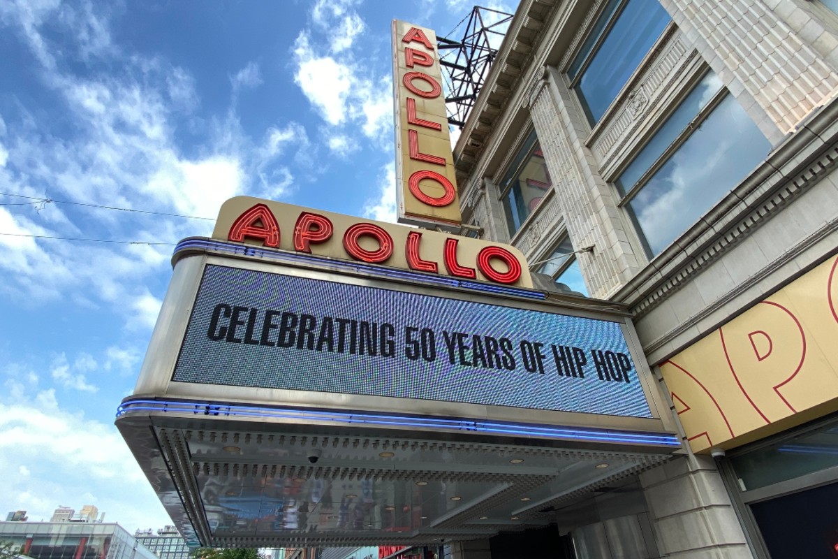 Harlem's Apollo Theater Will Be Closed For The Next Year