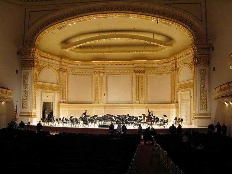 Classical music concerts NYC: venues, orchestras, performances