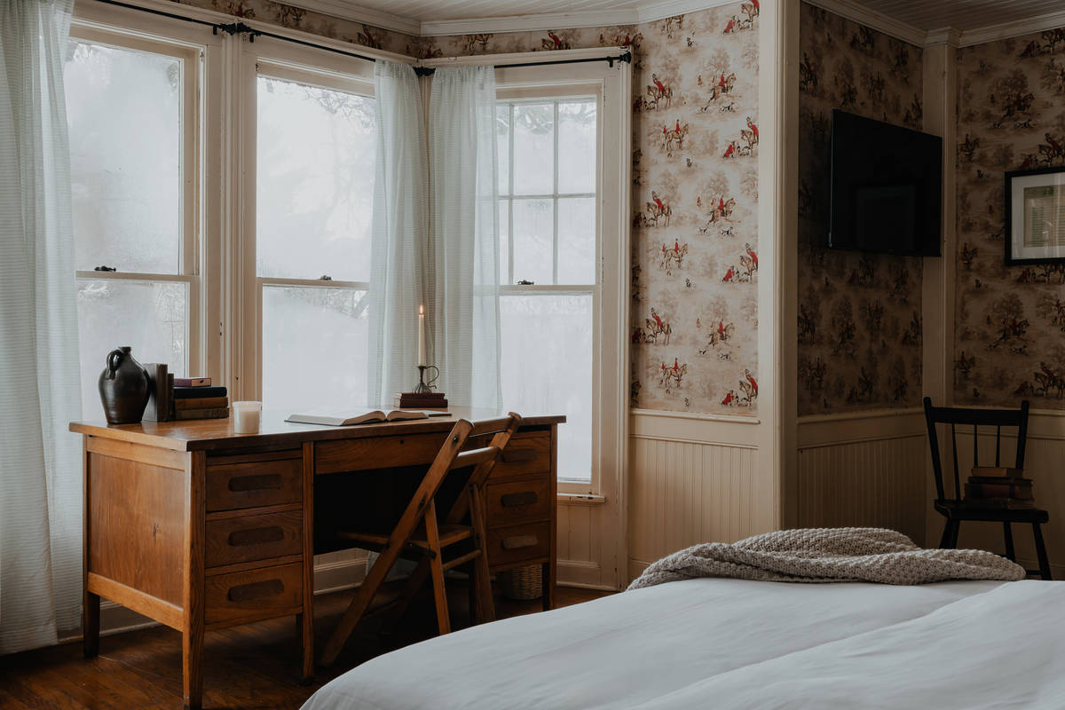 This Charming Literary-Themed Inn in Upstate NY's 'Book Village' Lets ...