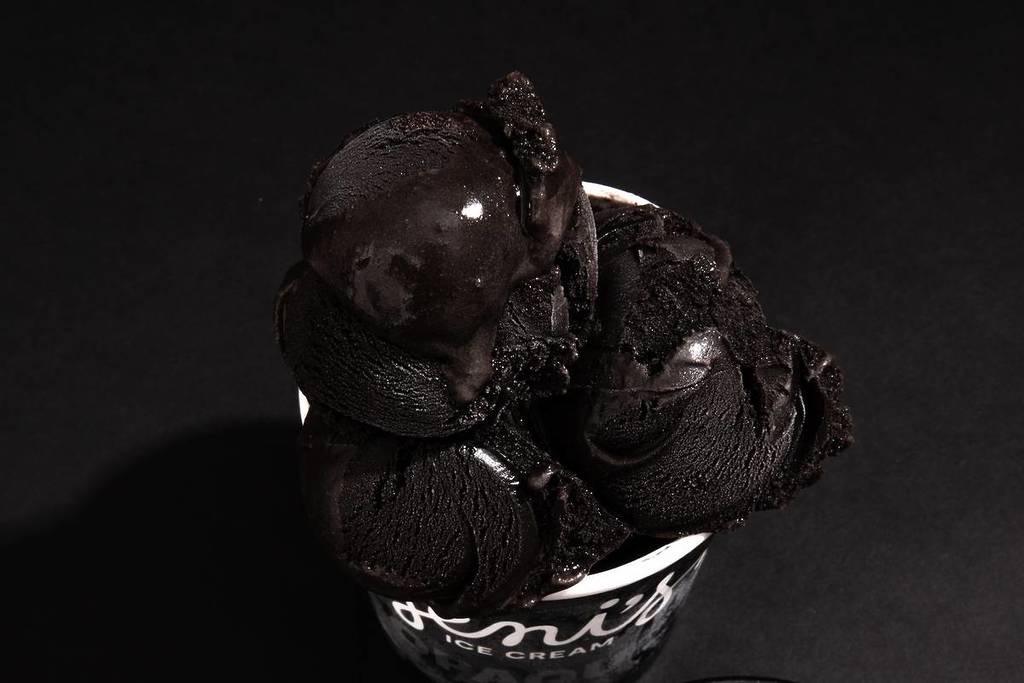CJ Hendry se une à Jeni's Splendid Ice Cream para uma pop-up ...