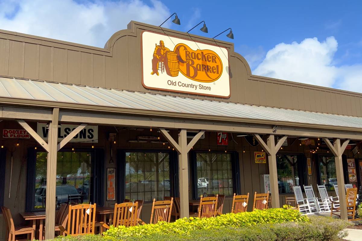Cracker Barrel Brings A Taste Of Country To NYC For One Day Only—With A ...