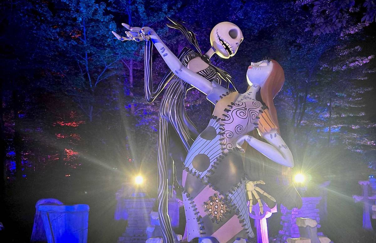 The Nightmare Before Christmas Light Trail Returns to NYBG