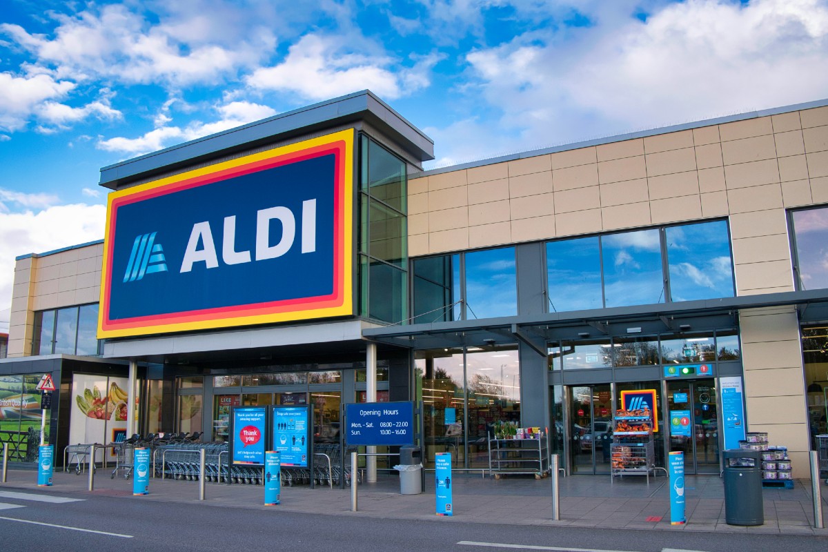 ALDI Wants To Pay Your Grocery Bill For A Whole Year — But Only For 25 ...