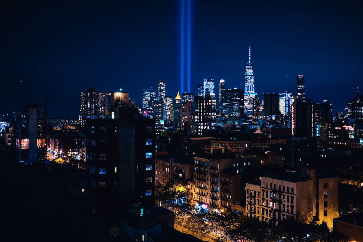 NYC’s Tribute In Light Returns Tonight—A Moving 9/11 Tradition Seen Up ...