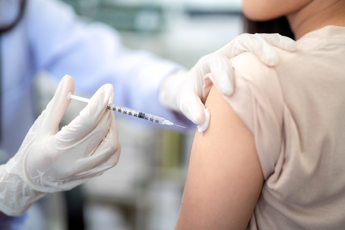 The New Covid Vaccine For Fall 2025 Is Approved — But CVS And Walgreens ...
