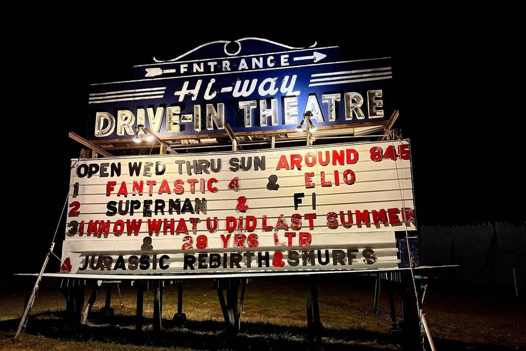 This 74-Year-Old Drive-In Theater In The Catskills Is Hosting A ...