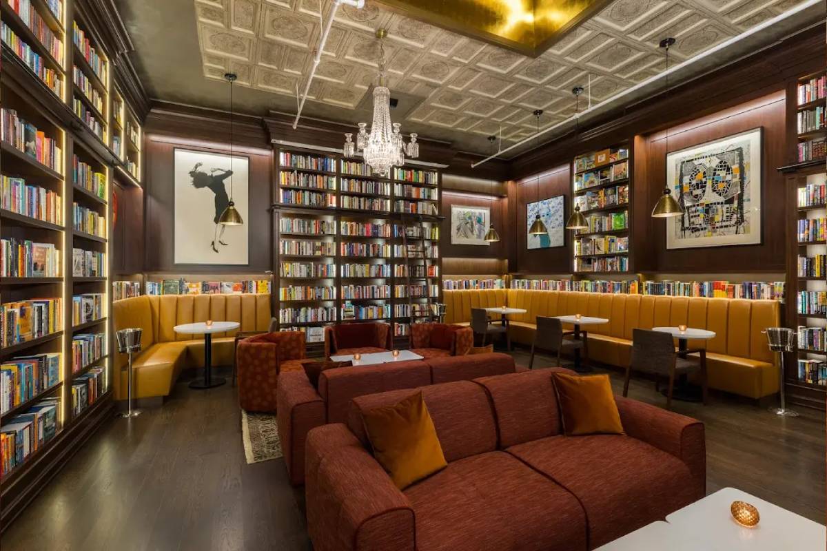 One Of The World’s Most Beautiful Book Cafés Is Right Here In SoHo ...