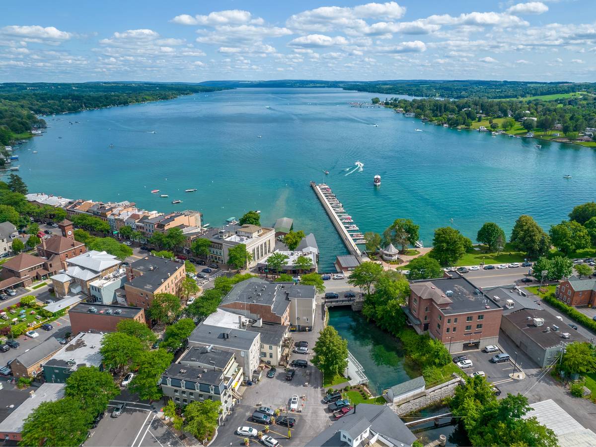 Este flamante complejo turístico de los lagos Finger acaba de abrir sus ...