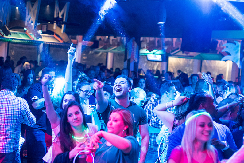 A NJ Boardwalk Town is One of America's Best Party Beaches — Famous For ...