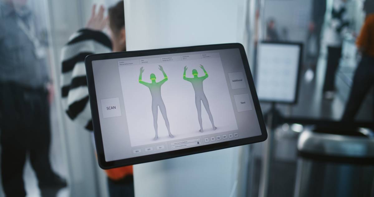 TSA-scanners kunnen je verjaardagspak niet (meer) zien - dit is wat ze echt detecteren