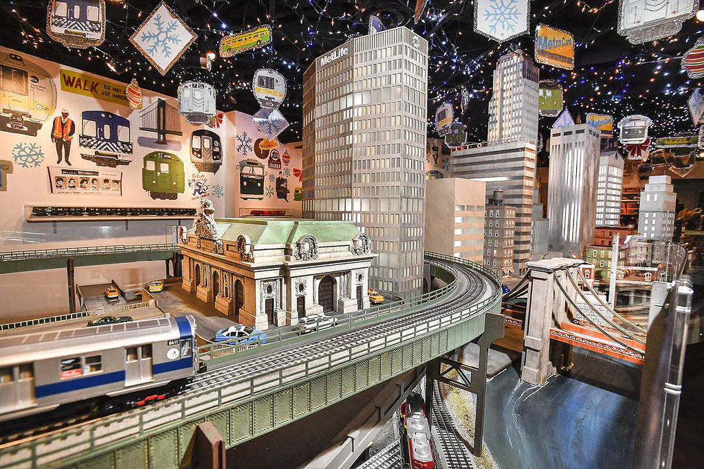 NYC’s Holiday Train Show Returns To Grand Central This November—Free ...