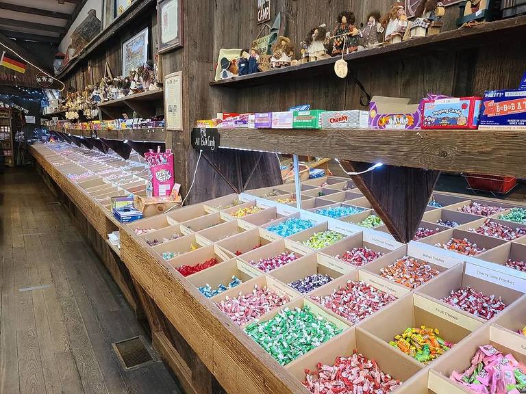 This 175-Year-Old General Store in Upstate NY is a 'Time-Warp' Museum ...