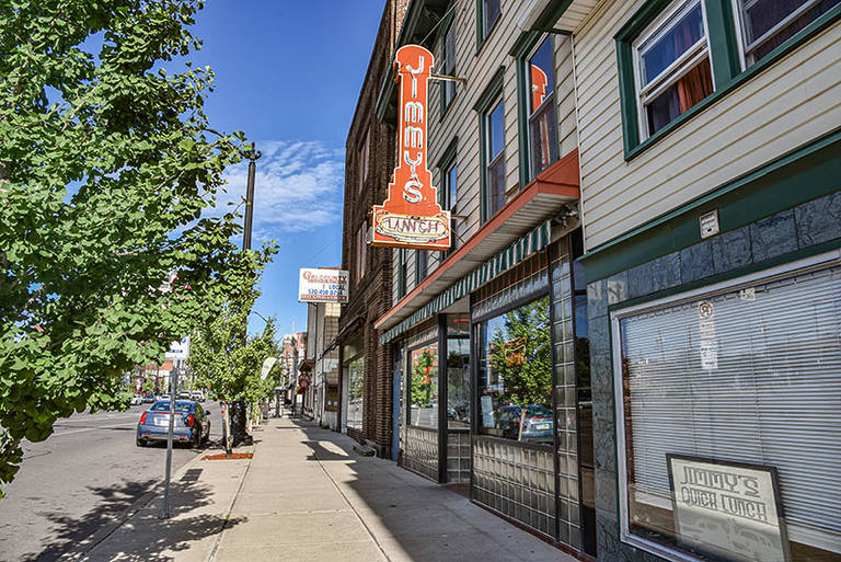 Meet Pennsylvania’s ‘Mountain City’ — A Poconos Town With A Historic ...