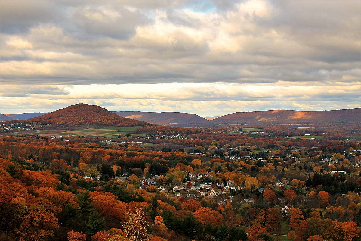 Meet Pennsylvania’s ‘Mountain City’ — A Poconos Town With A Historic ...