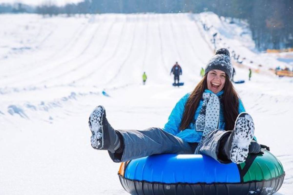 The Country’s Largest Snow Tubing Resort Is Just 2 Hours From NYC ...