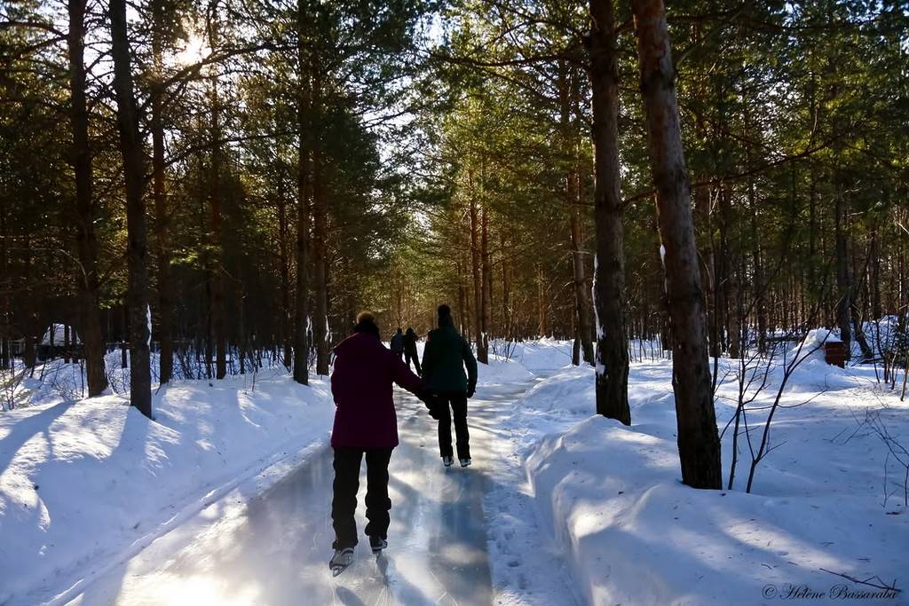 This 9-Mile Outdoor Ice Skating Path Winds You Through An Enchanting ...