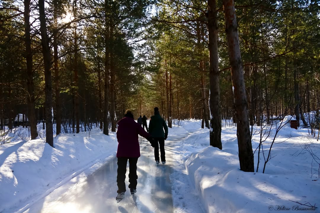 Ce sentier de patinage extérieur de 9 miles vous fait traverser une ...