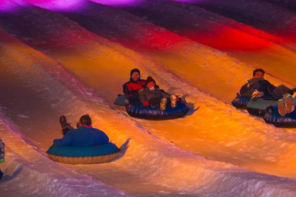 This ‘Galactic’ Winter Spot Near NYC Is The Number One Snow Tubing ...