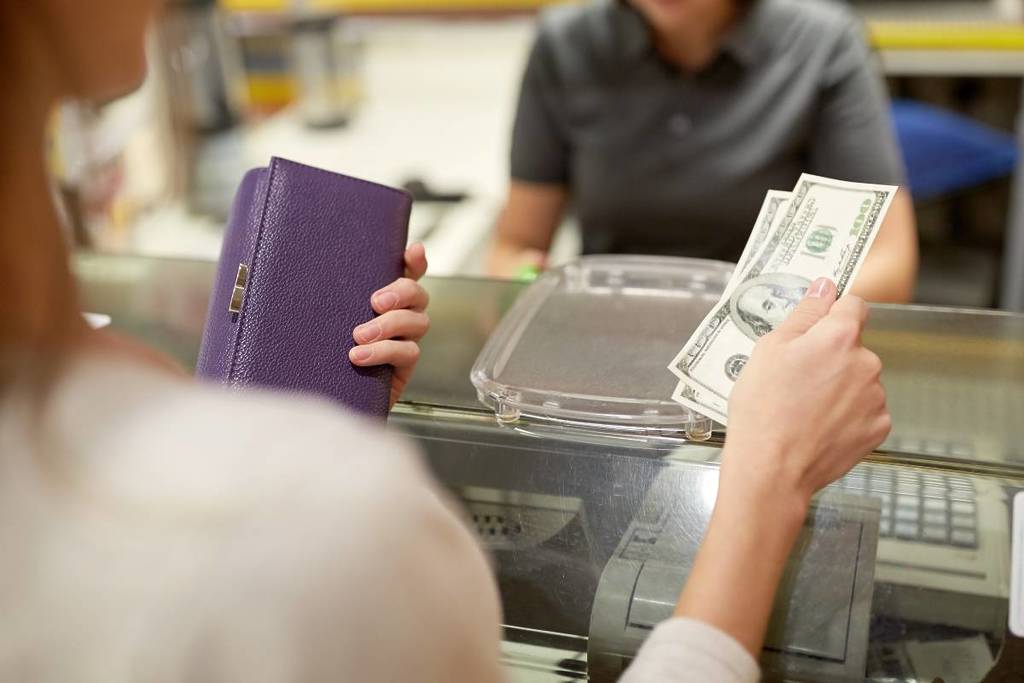 The New NYC Law That Will Fine Businesses Up To $1,500 For Refusing ...