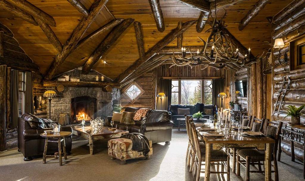 This Luxe Hidden Retreat In Upstate NY Feels Like Living In A Real-Life ...