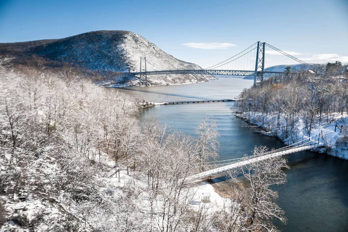 A Snowy New York River Town Is One of The Coziest Small Towns in the U ...