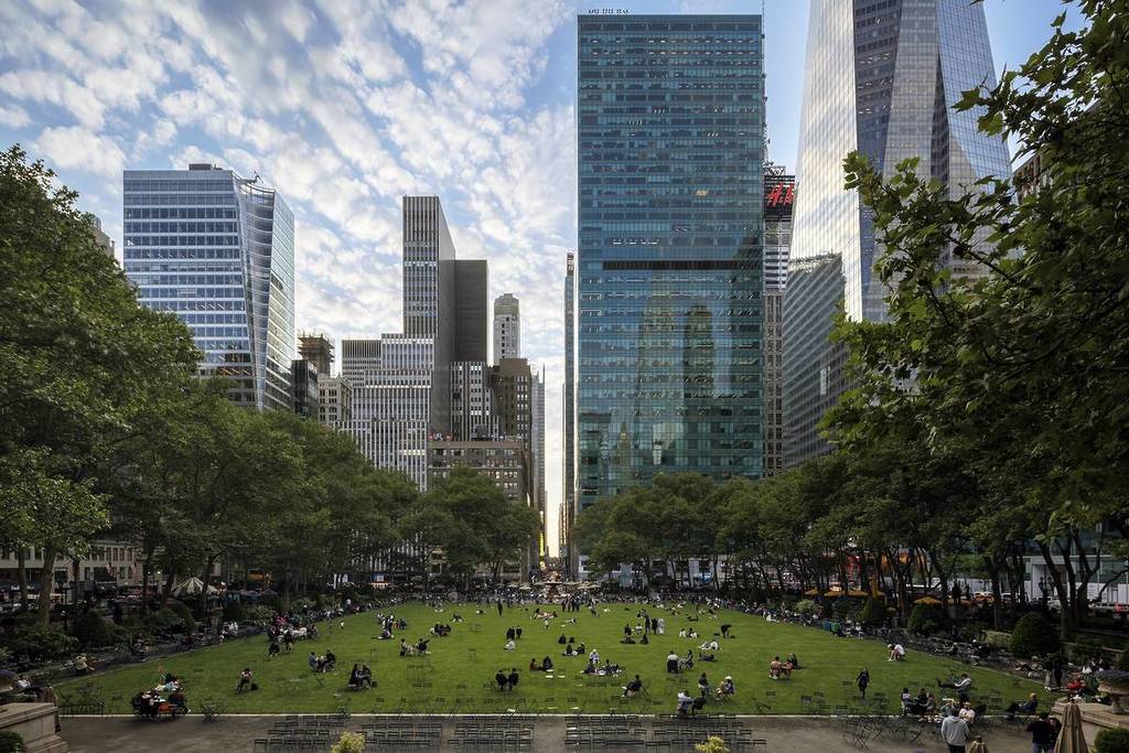 Bryant Park’s Iconic Lawn Just Reopened For The Season Earlier Than ...